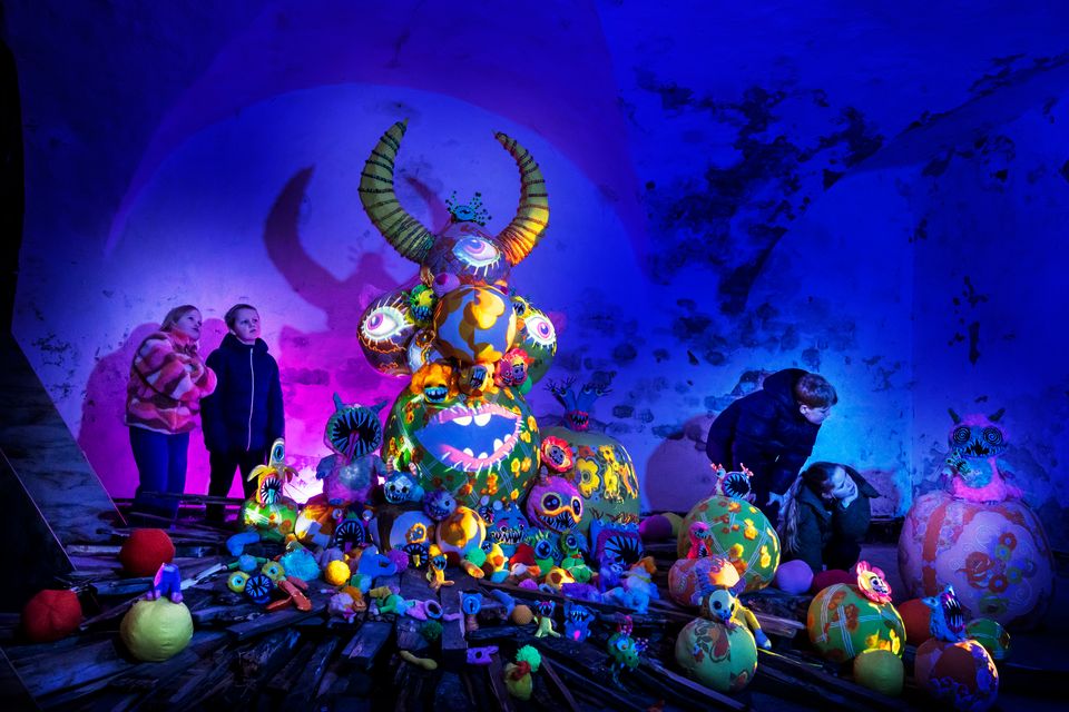 I dag åbnede populær familieudstilling om monstre på Kronborg Slot ...