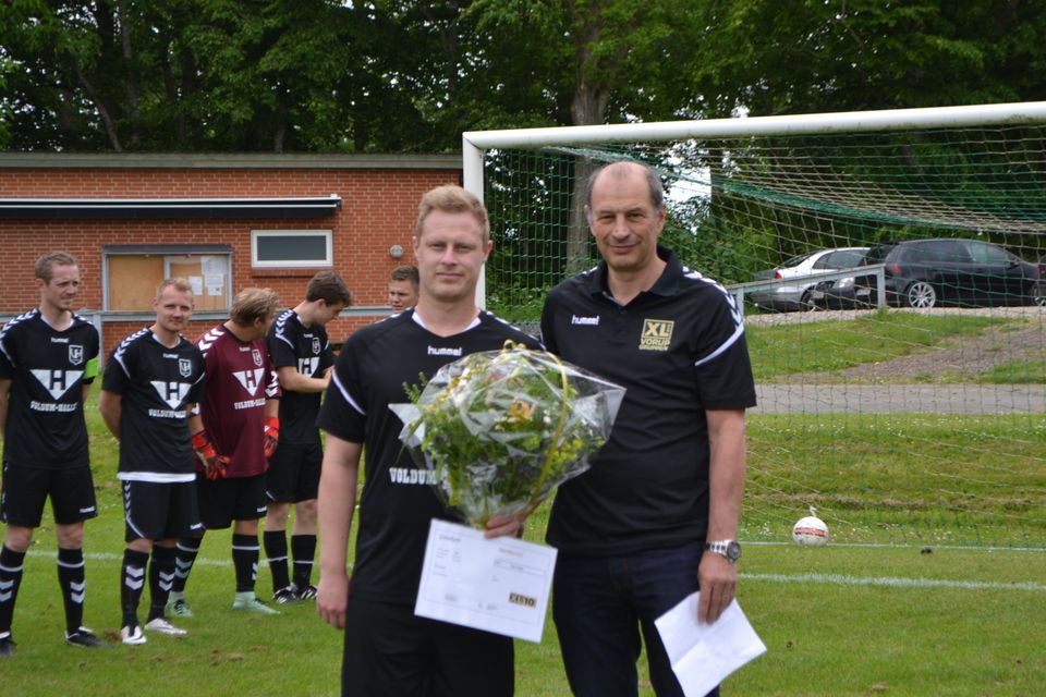 Hele Danmarks fodbold-10’er er kåret: Jeg vil hellere lægge op end ...