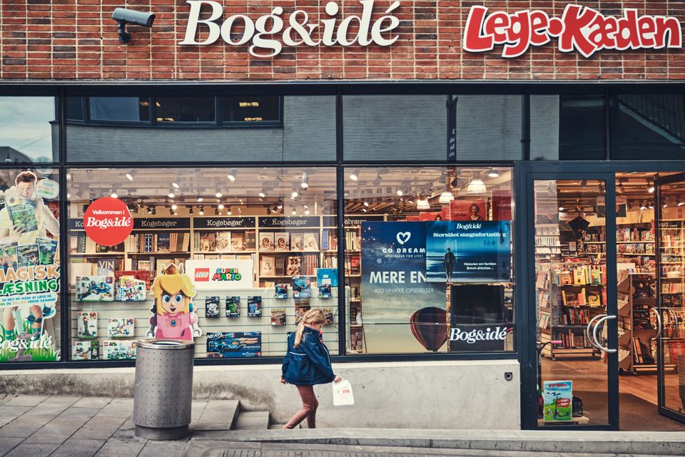 Bog & idé og Legekæden byder tusindvis af indsamlere indenfor | Indeks ...