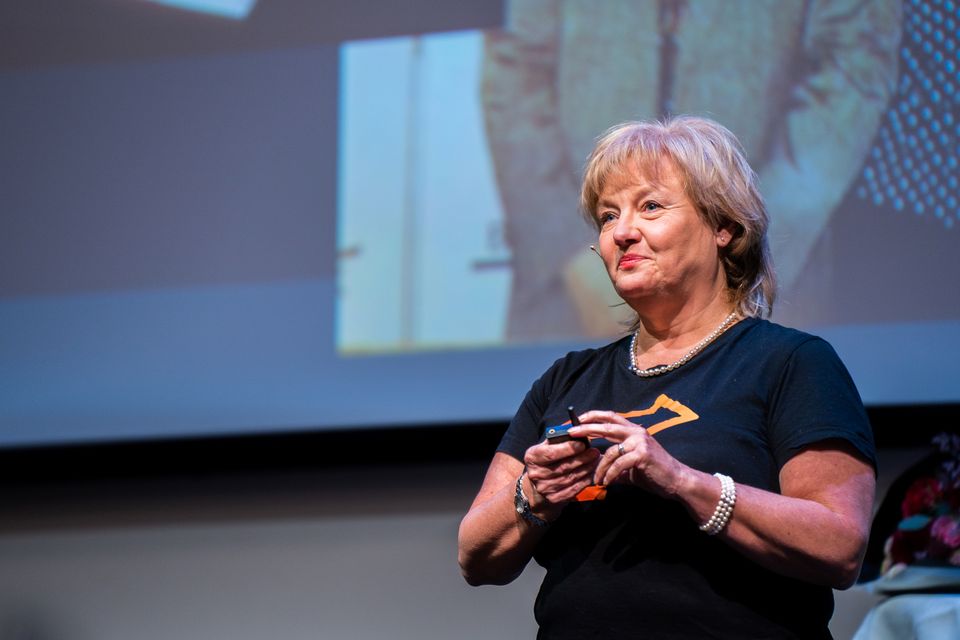 Marianne Andersen modtager IDA's ligestillingspris | Ingeniørforeningen ...