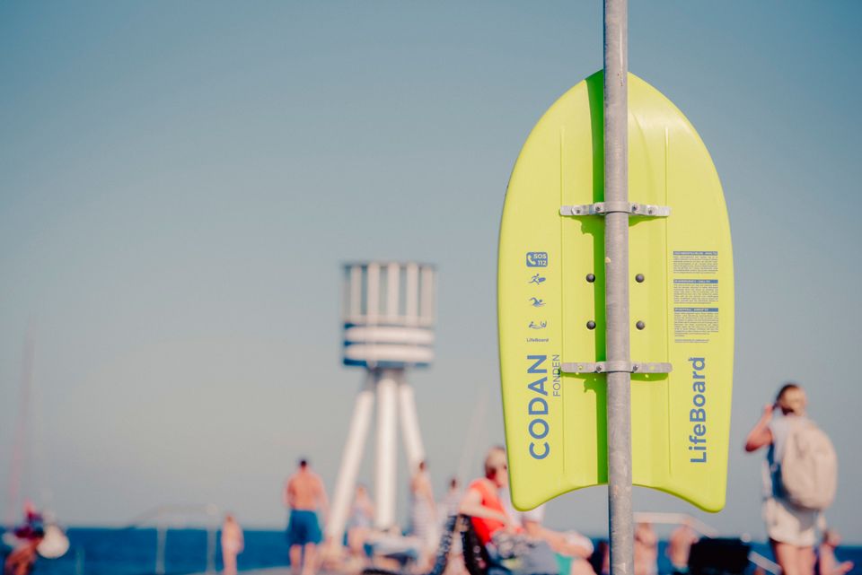 Codan Fonden og LifeBoard vil redde liv langs de danske kyster | Codan ...