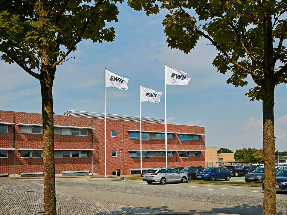 EWII Koncernen tjekker ind på det tyske marked og vinder stor kontrakt ...