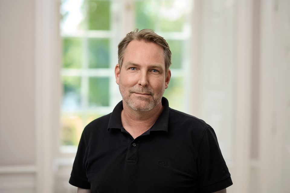 Greve lader private virksomheder slå græsset | DI Byggeri