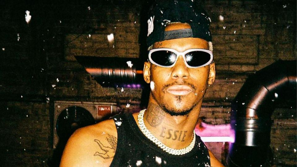 En af de sprødeste stemmer på UK-rap-scenen, Octavian, tænder op under ...