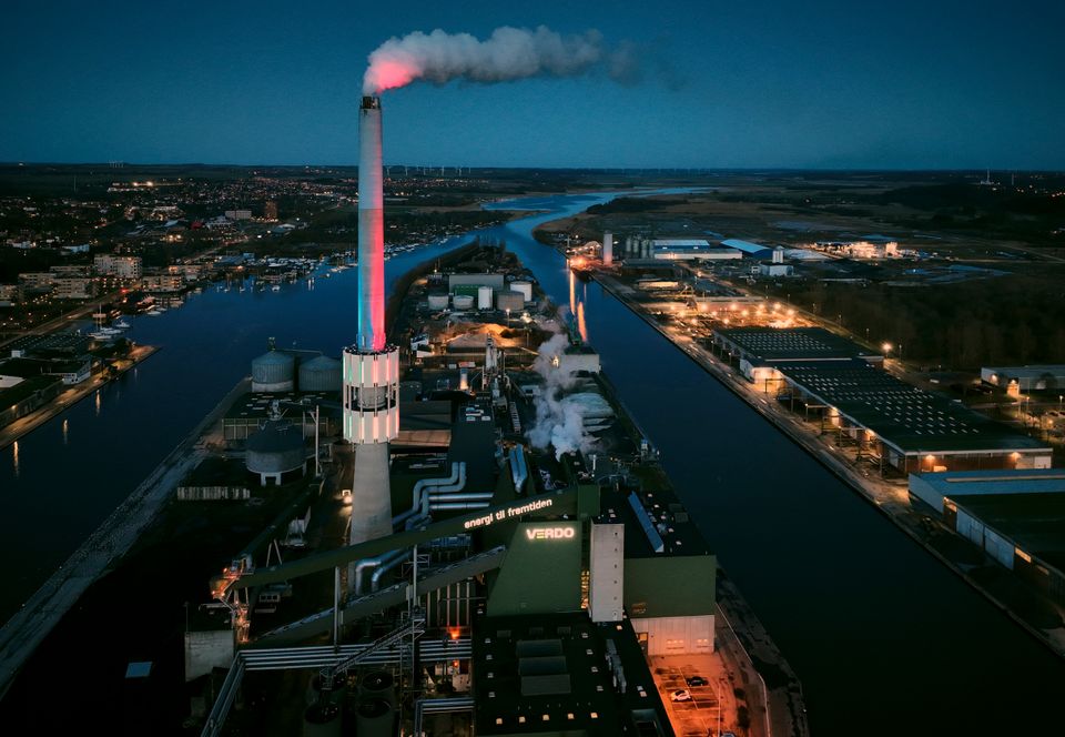 Vinterferiesjov med skorstenen: Verdo slipper lyset fri | Verdo Energi ...