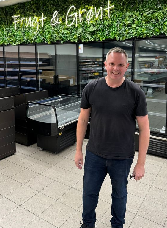 Lokal ildsjæl er ny købmand, når SPAR åbner ny butik i Sønderris ...