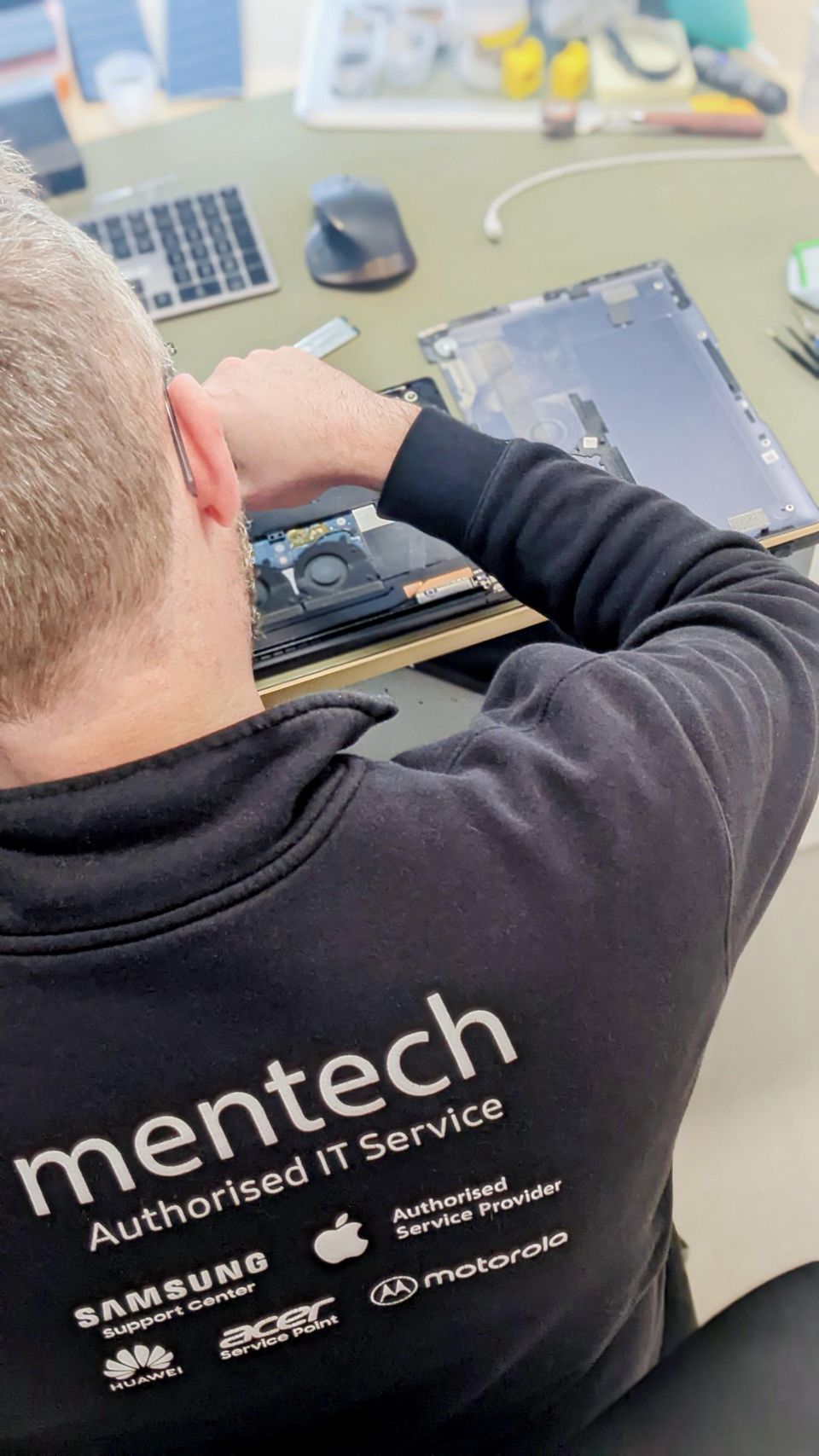 Mentech styrker skolene med datamaskiner | Mentech A/S