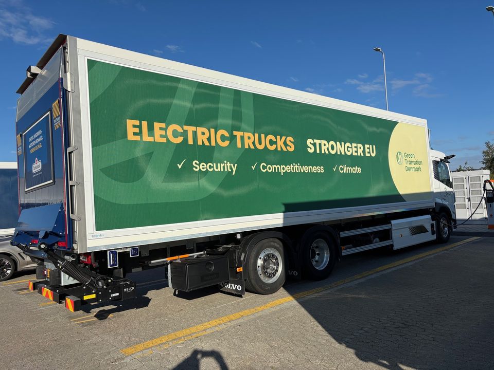 Mød gigantiske klimafrontløbere på Rådhuspladsen | Rådet for Grøn ...