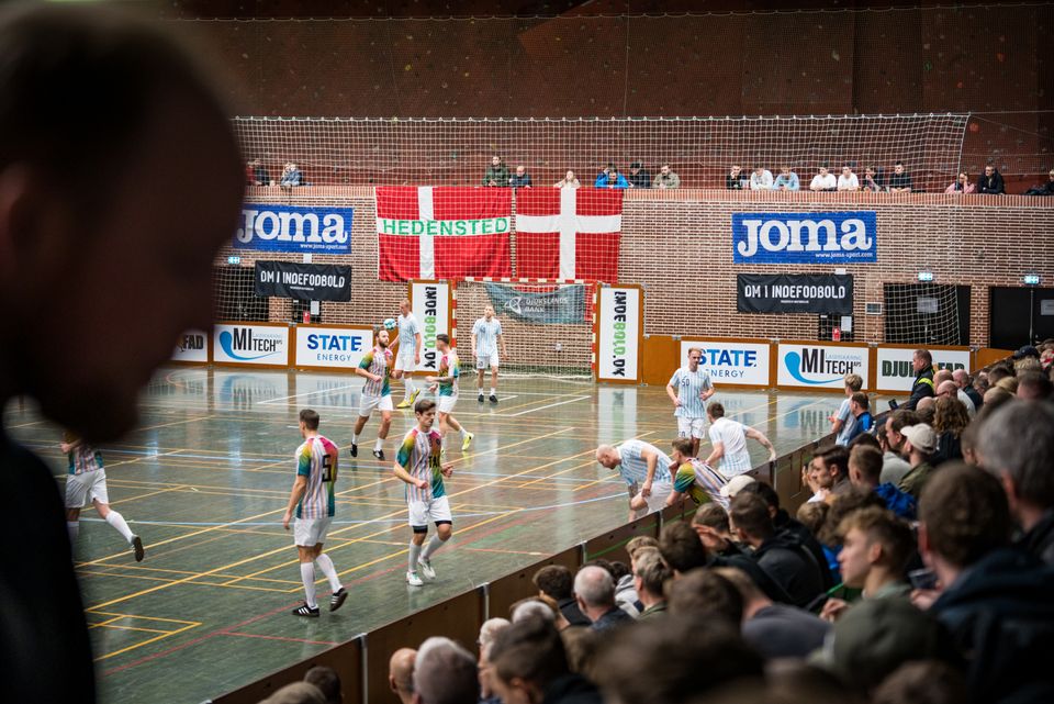 Se DM i indefodbold direkte lørdag! | Bet25 A/S