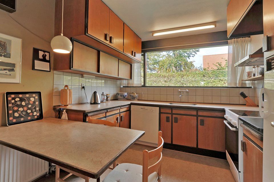 Ny kampagne opfordrer flere danskere til at renovere i stedet for at ...