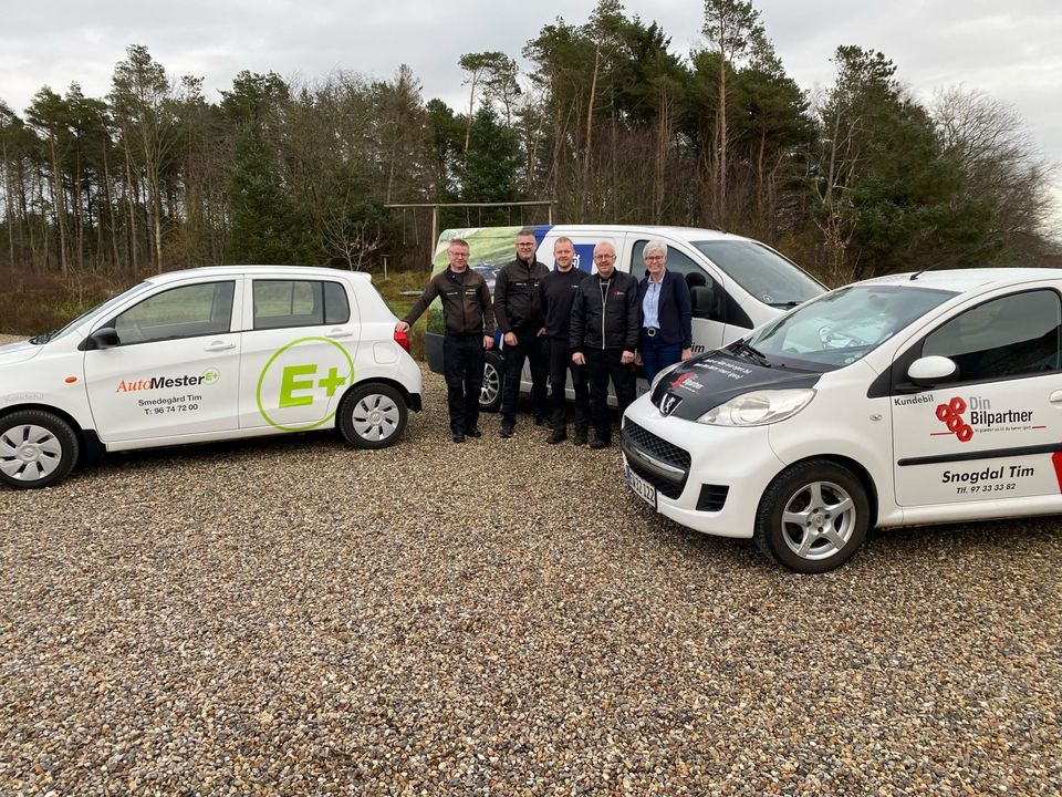 Smedegård Tim går fremtiden i møde: Fusionerer med Snogdal Autoværksted ...