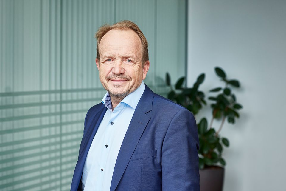 Direktørskifte i Dinel | Dinel