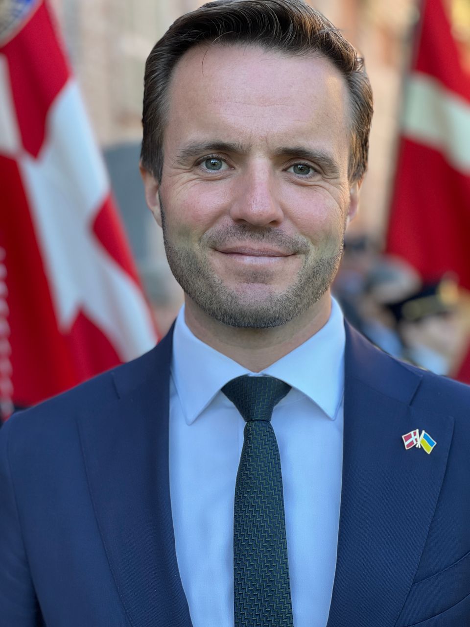 Flere tusinde frivillige får ny frontfigur: Simon Kollerup ny præsident ...