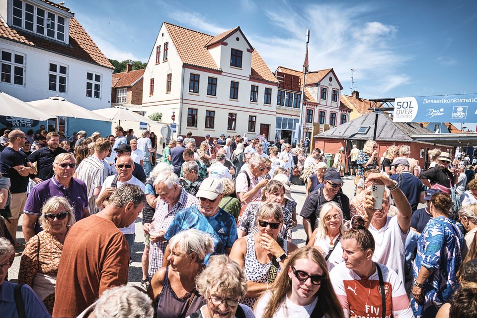 Sol over Gudhjem 2025: Danmarks gastronomiske folkefest bliver endnu ...