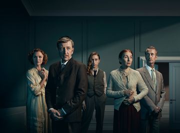 Det Kongelige Teater præsenterer: Indenfor murene - dansk teaters store ...