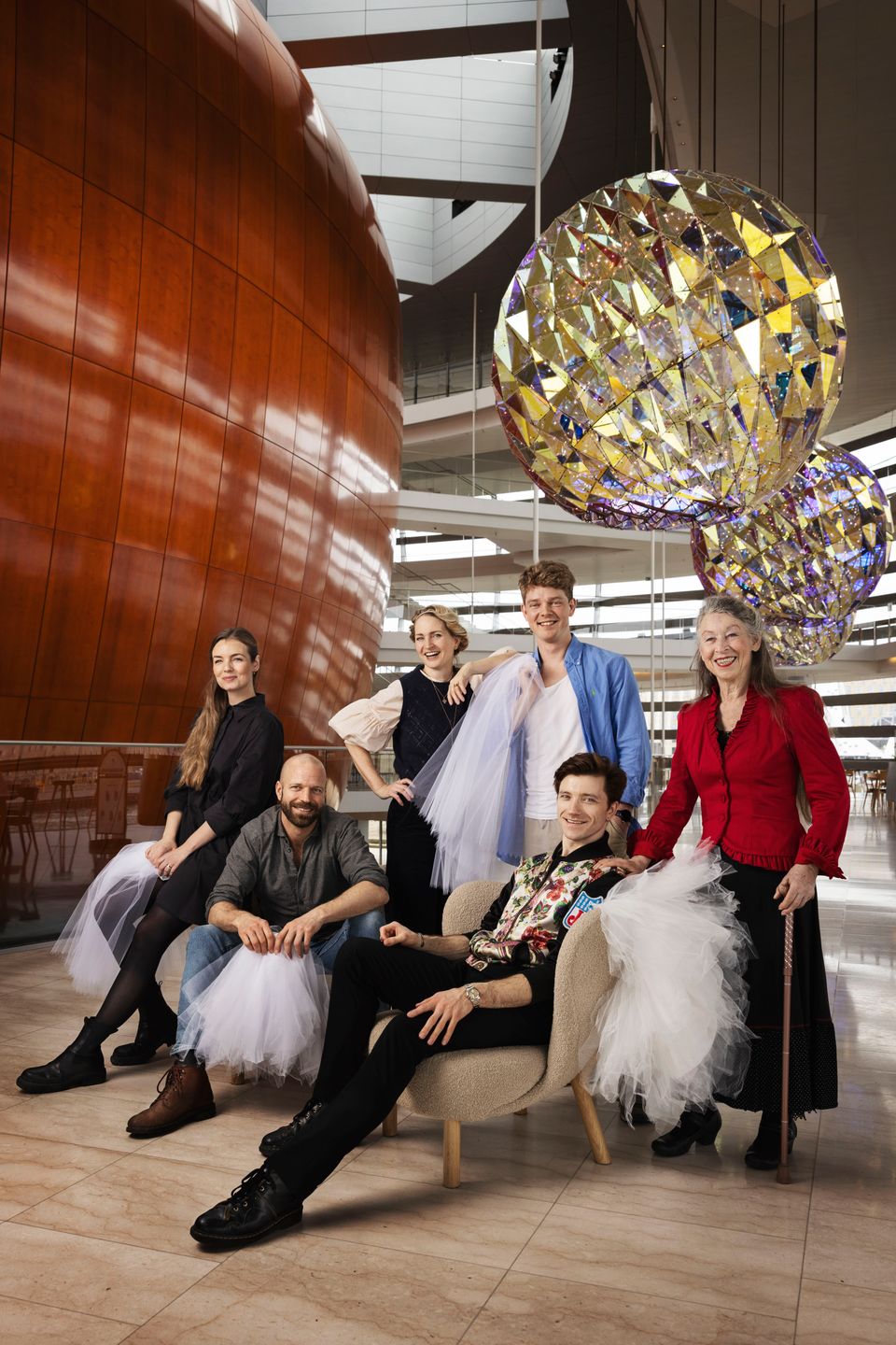 Det Kongelige Teater er klar med det voksne cast til BILLY ELLIOT - THE ...