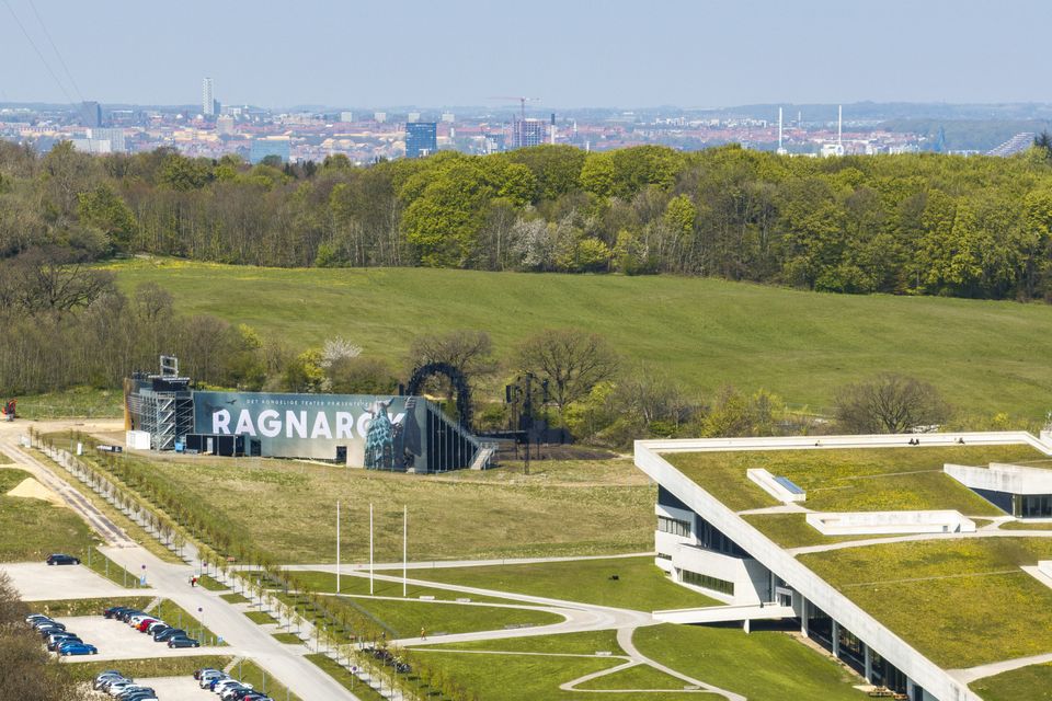 Flere storslåede udendørsforestillinger ved Moesgaard er sikret | Det ...