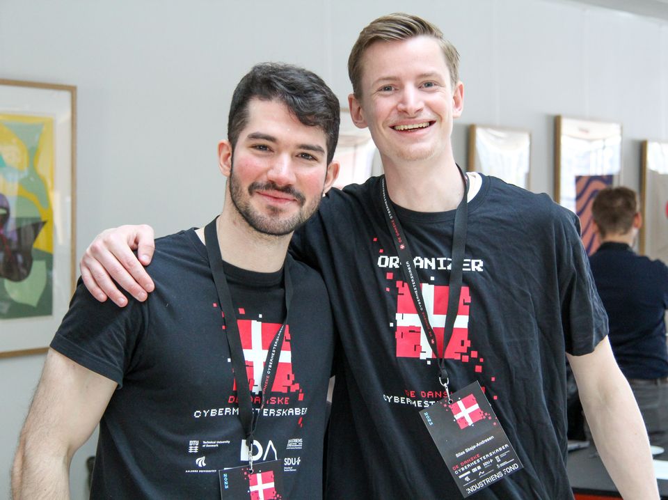 Danmarks bedste unge hackere tørner sammen til De Danske ...