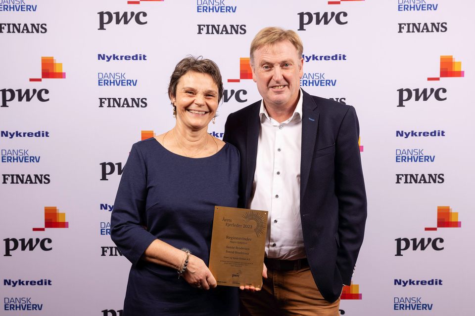 Ægteparret bag Gram og Nybøl Godser vinder prisen som Årets Ejerleder 2023 i Sydjylland | PwC